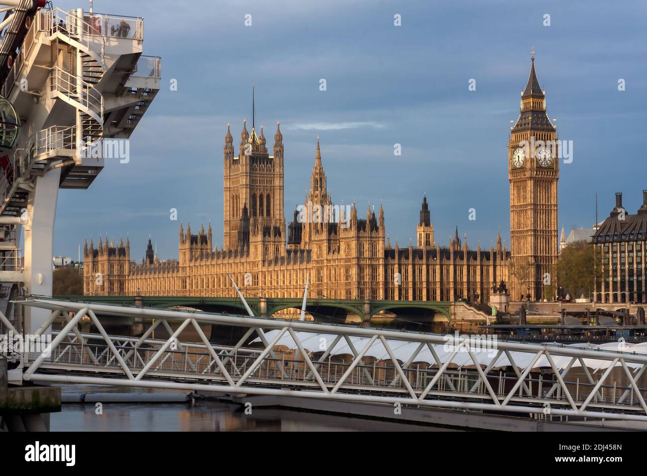 LONDON, UK - MAY 03, 2008: View of London Eye, Big Ben and Houses of ...