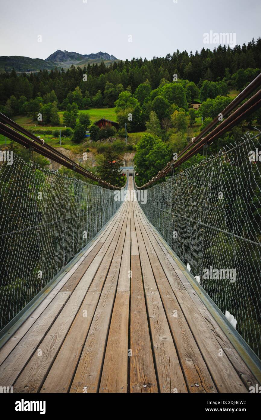 Human bridge hi-res stock photography and images - Alamy