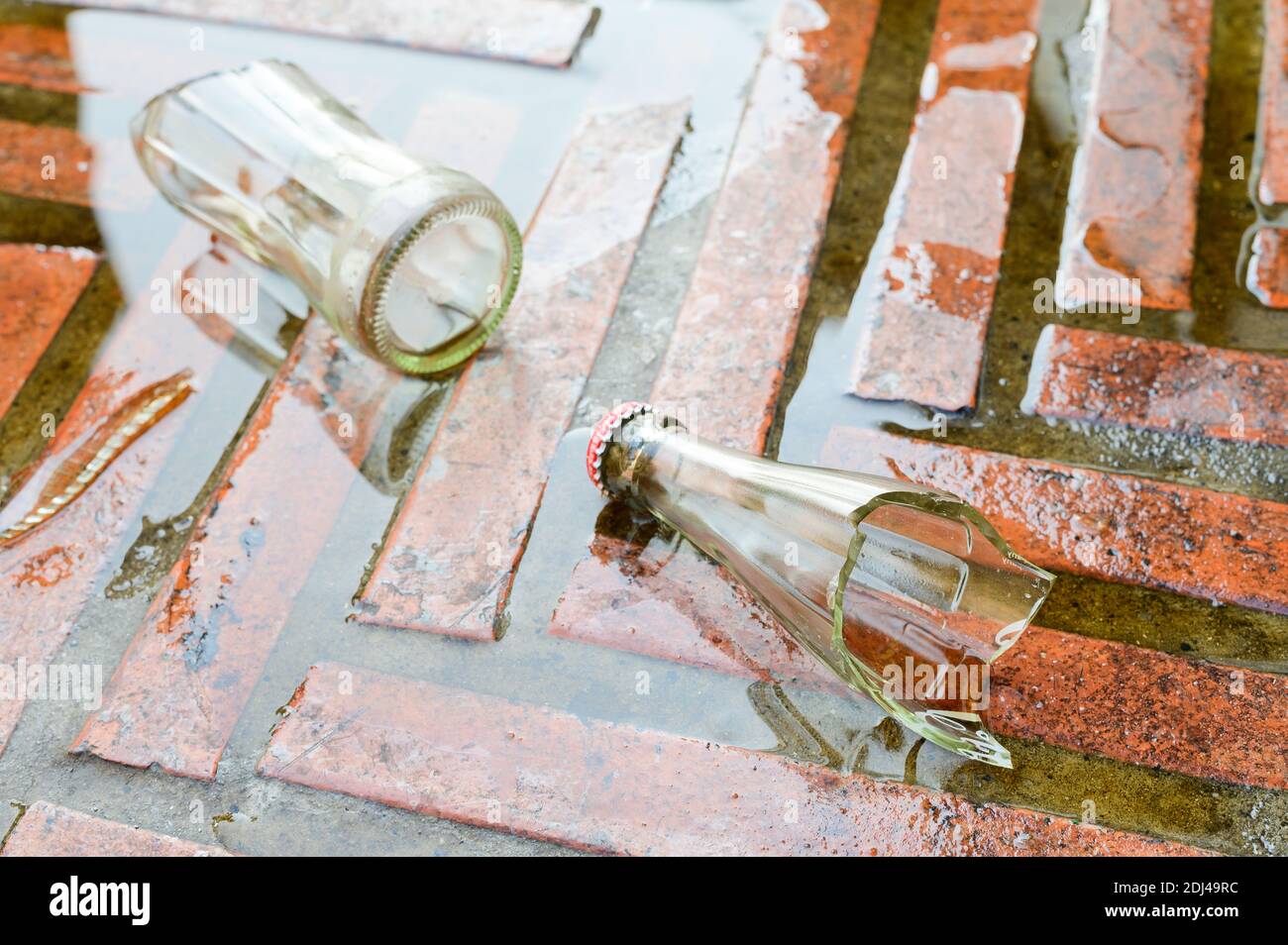 Smashed shattered broken glass bottle hi-res stock photography and ...