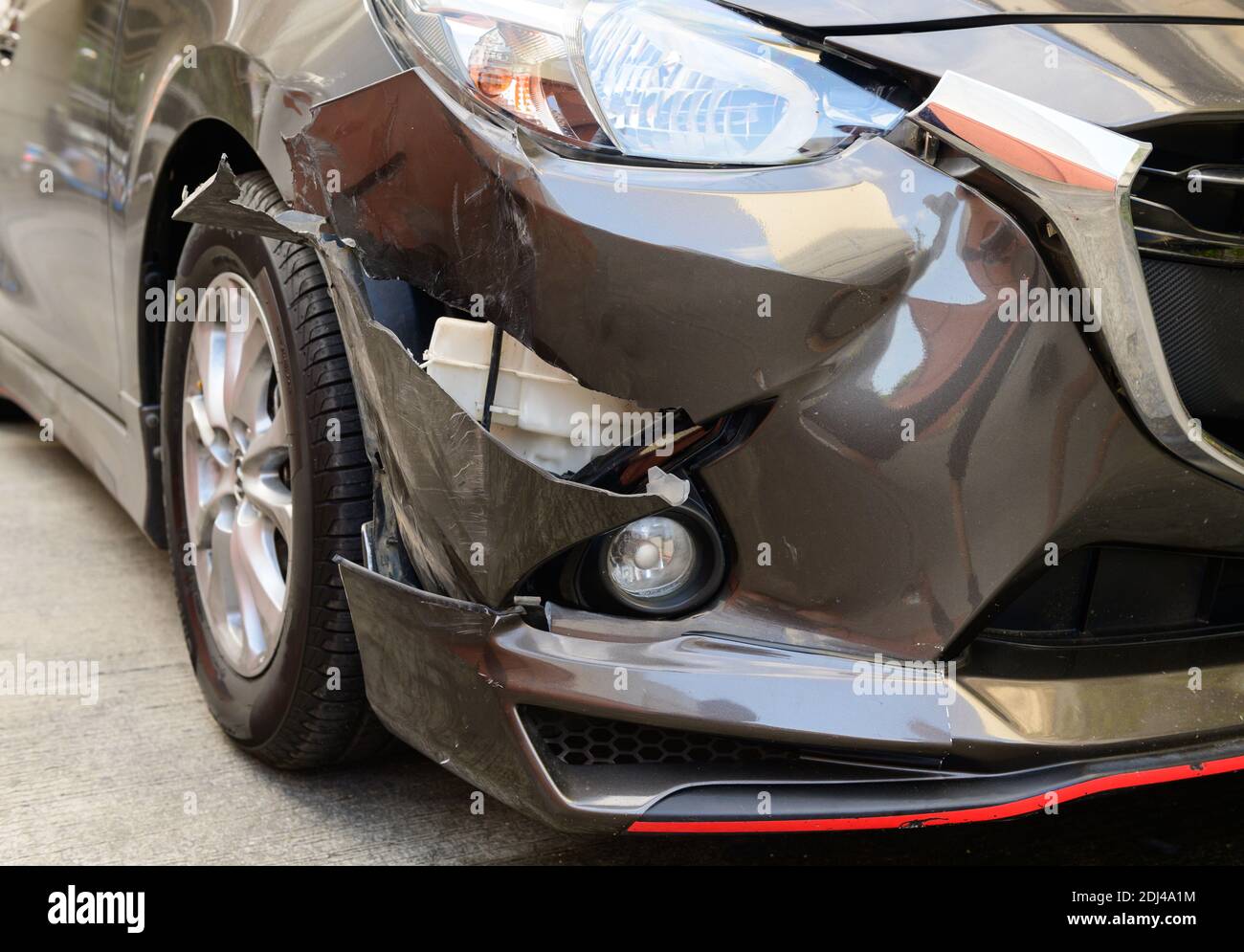 Front view of bumper car crash Stock Photo - Alamy