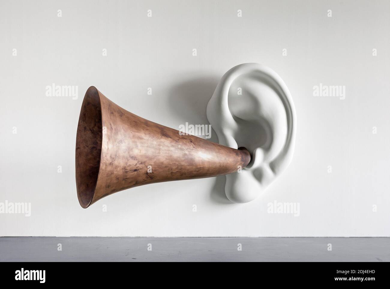 Ear trumpet hi-res stock photography and images - Alamy