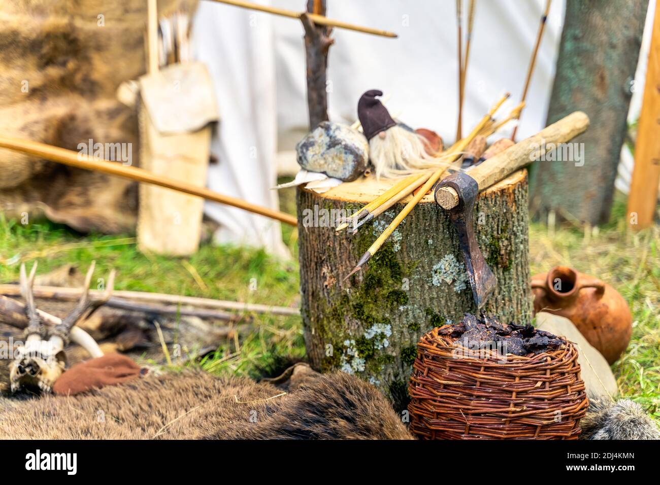 Viking arrows hi-res stock photography and images - Alamy