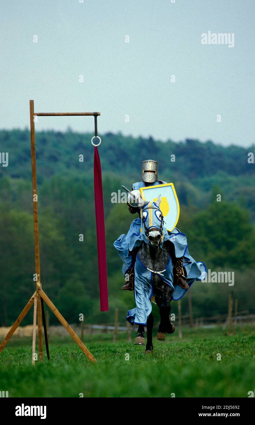 Model of chivalry hi-res stock photography and images - Alamy