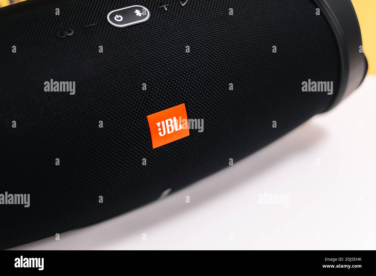 Jbl logo hi-res stock photography and images - Alamy