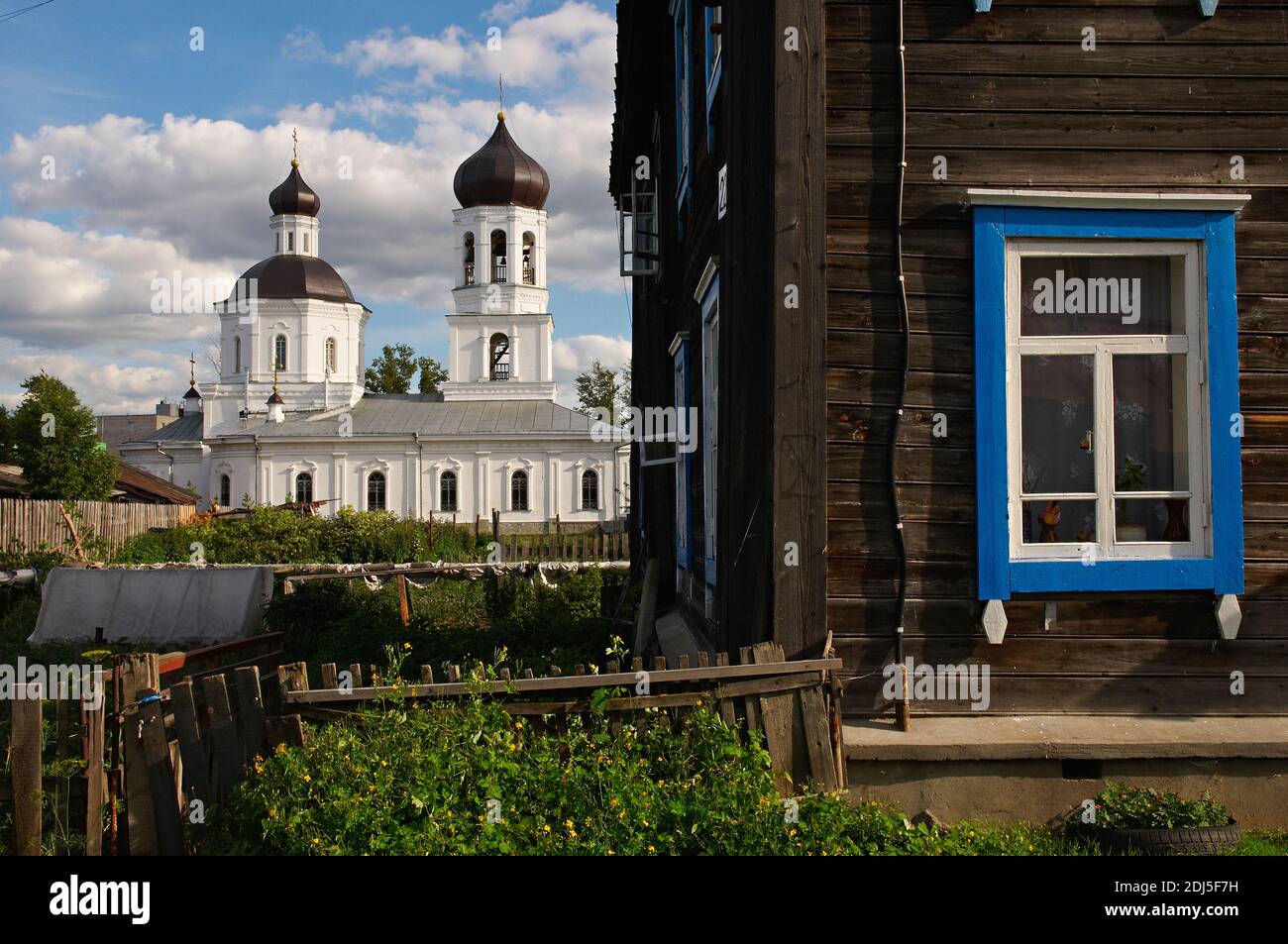 Russia, Tomsk Federation, Tomsk, wooden architecture from 19 century ...