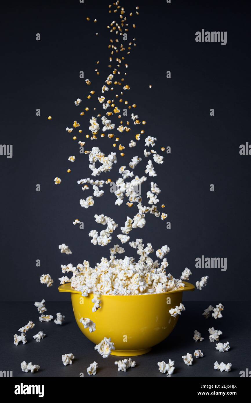 Popcorn explosion hi-res stock photography and images - Alamy