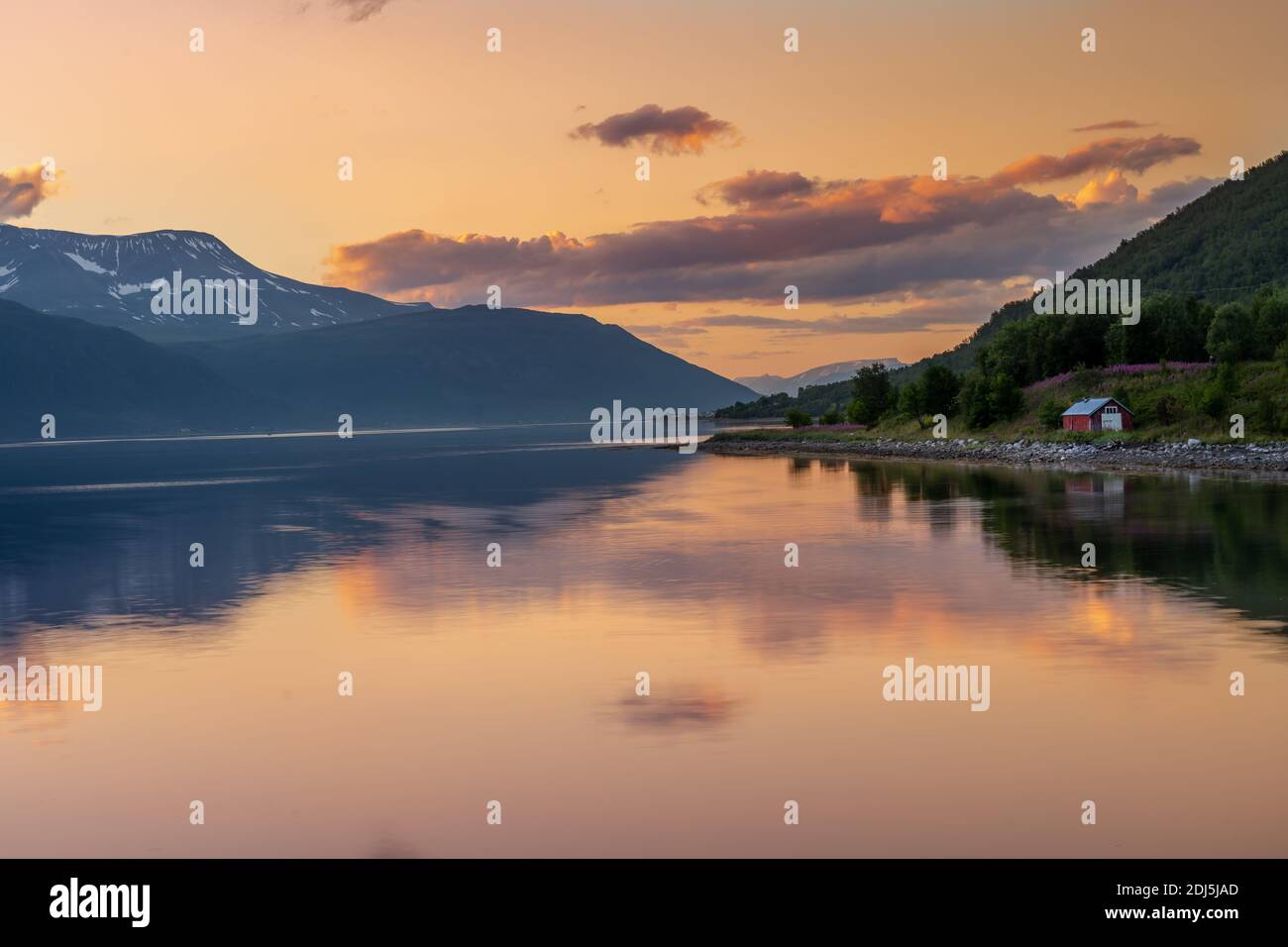Colorful ocean norway hi-res stock photography and images - Alamy
