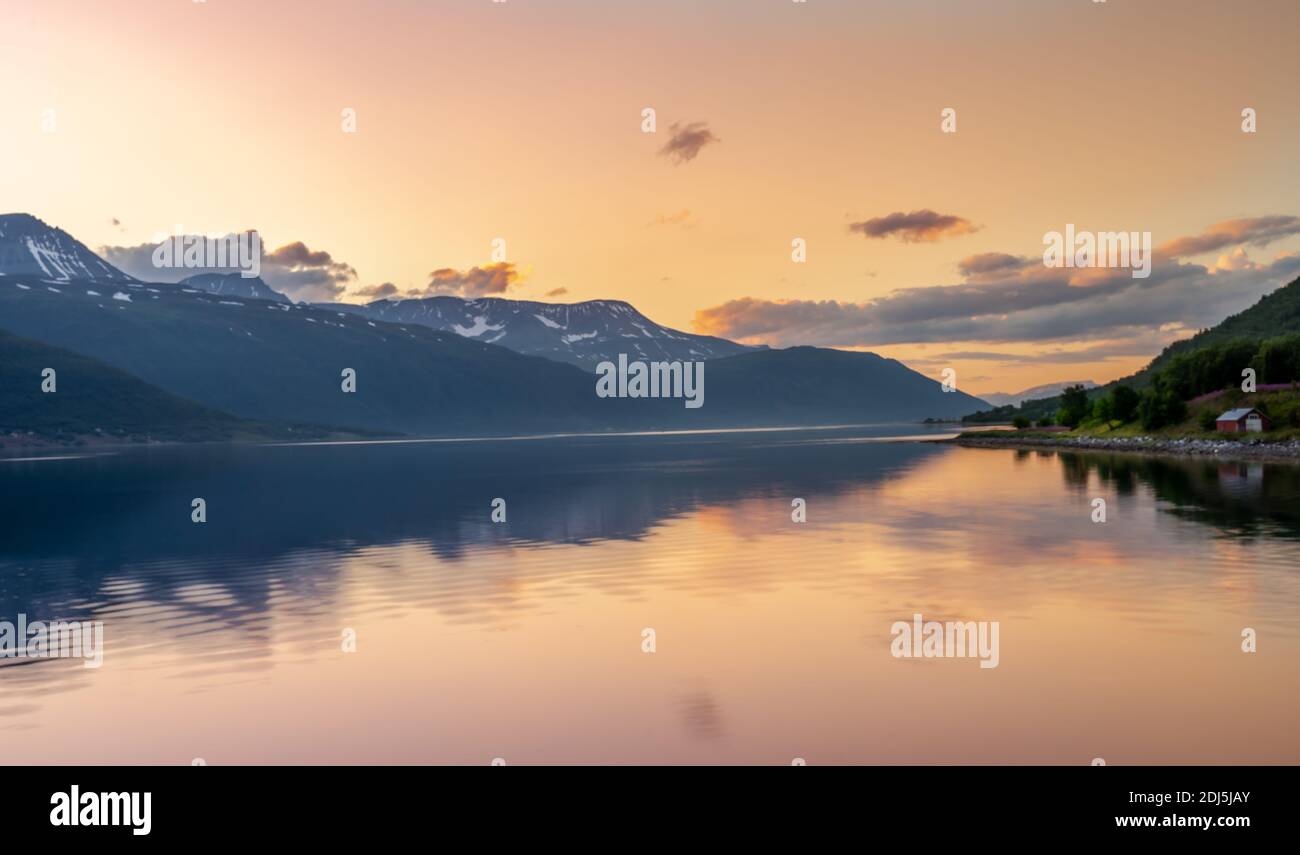 Lofoten norway ocean hi-res stock photography and images - Alamy