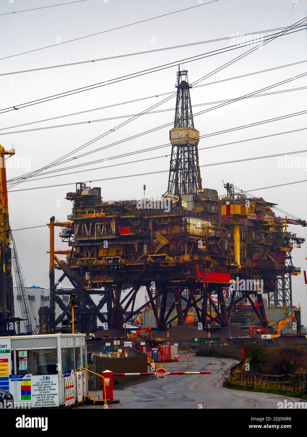 Topside deck of the Shell Brent Alpha Production platform during ...