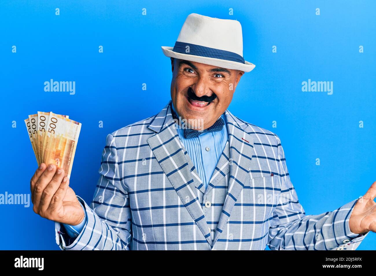 Happy joyful lebanese man hi-res stock photography and images - Alamy