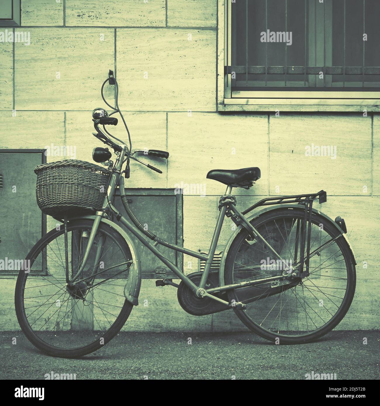 Old bike poster hi-res stock photography and images - Alamy