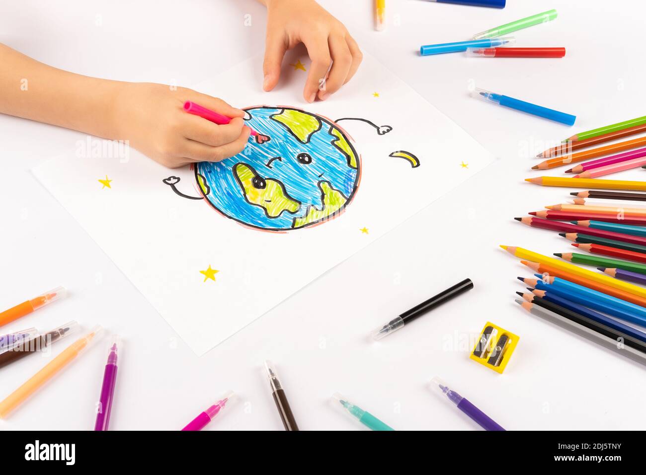 Child drawing map hi-res stock photography and images - Alamy