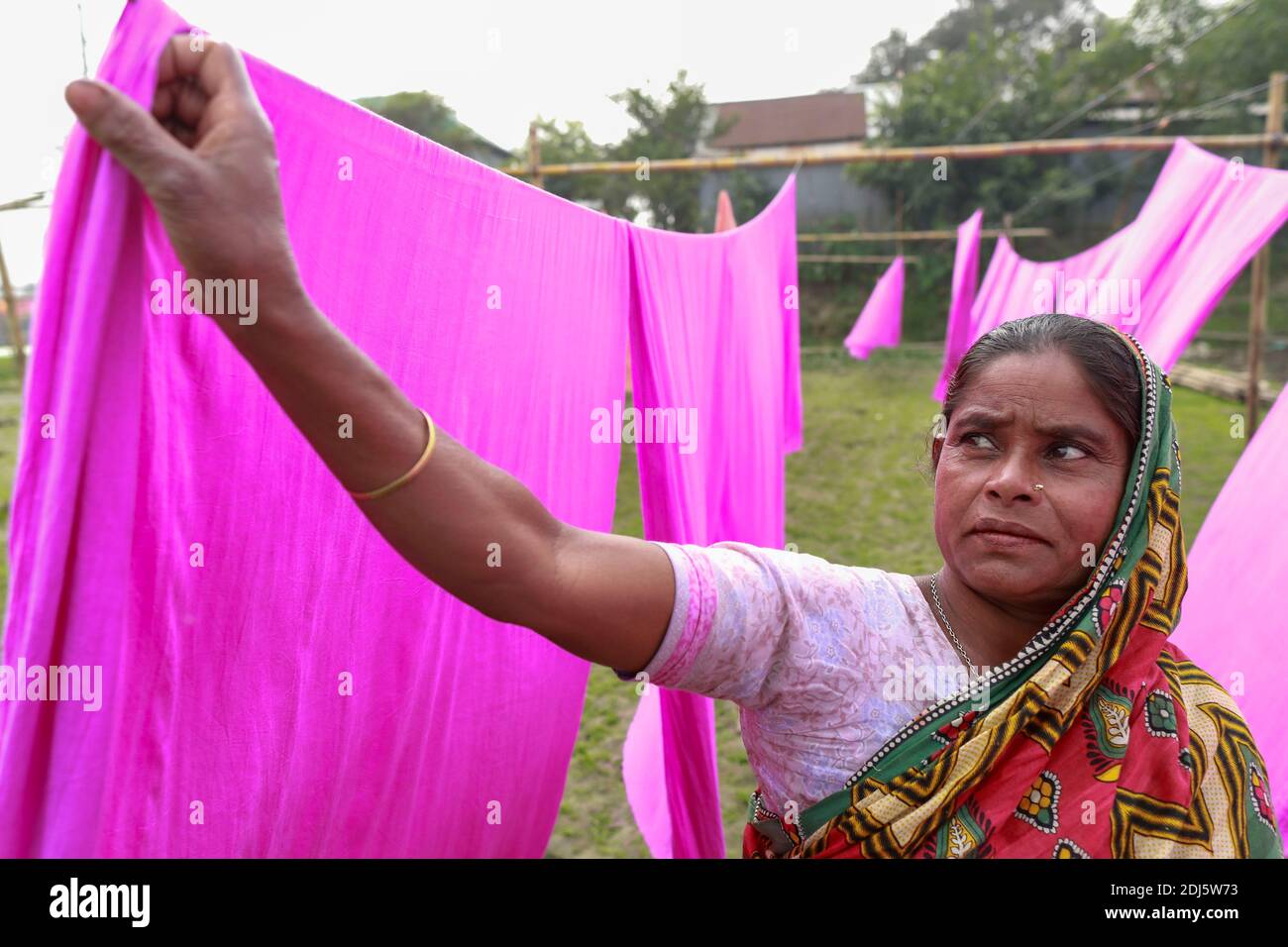 Bangladeshi textiles hi-res stock photography and images - Alamy