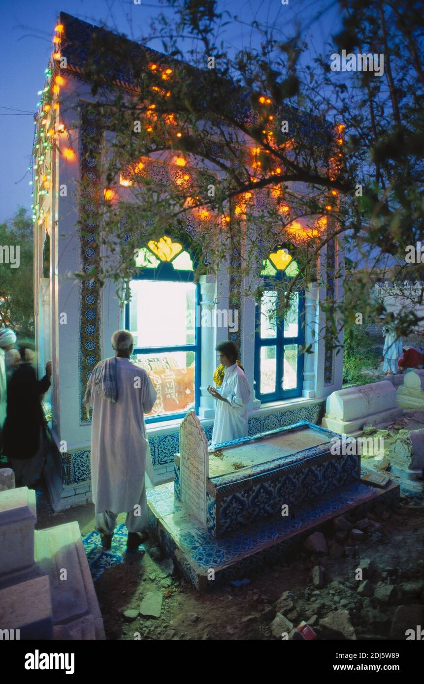 Shrine shah abdul latif bhittai hi-res stock photography and images - Alamy