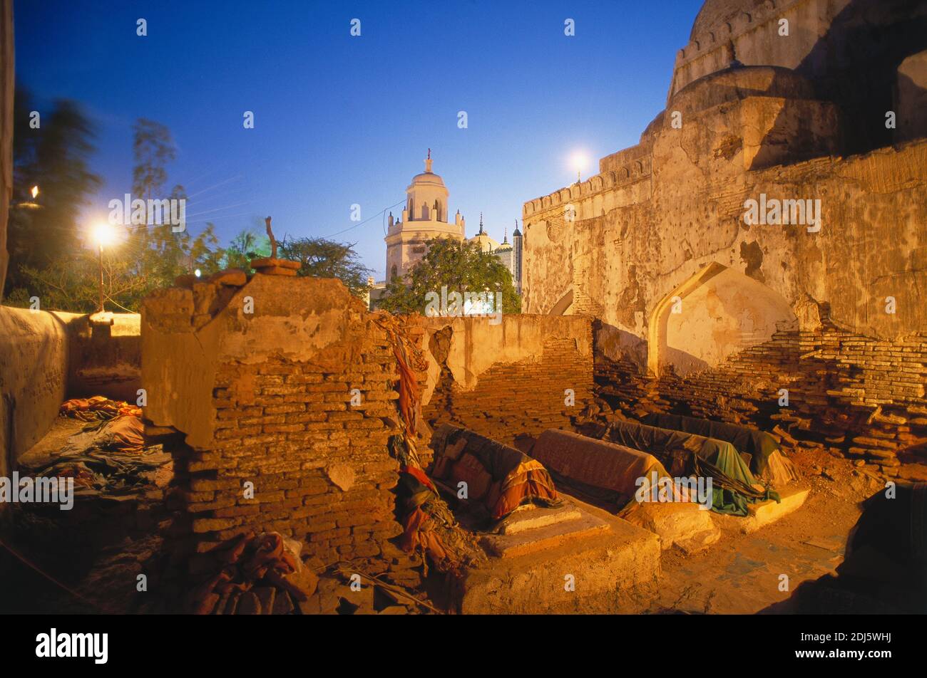 Tombs and graves in raveyard at old cemetery sindh hi-res stock ...