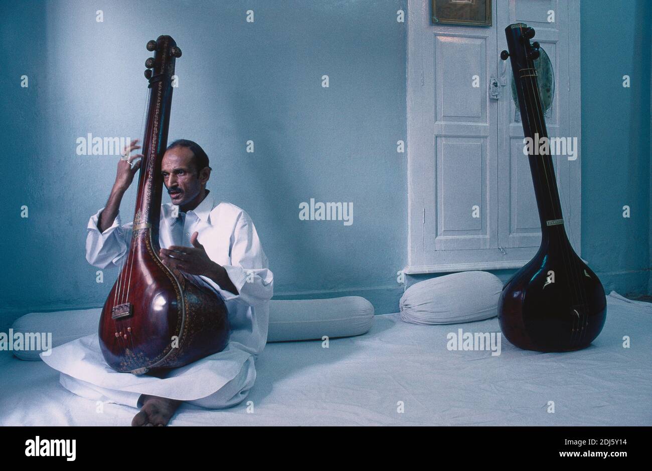 Saami people hi-res stock photography and images - Alamy