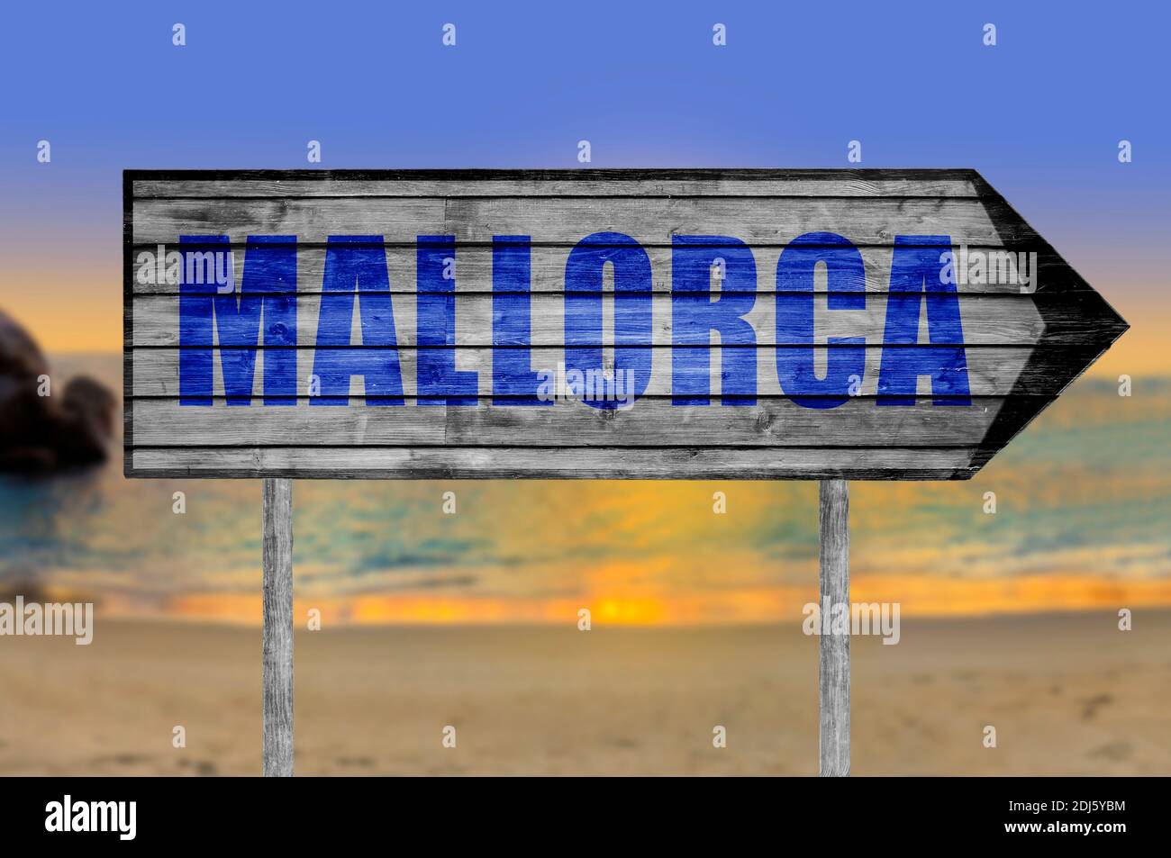 Mallorca wooden sign with beach background Stock Photo - Alamy