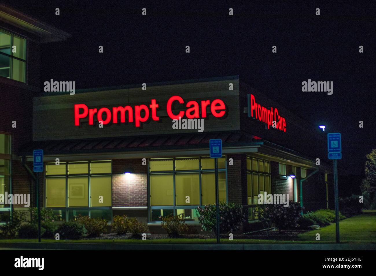Prompt treatment hi-res stock photography and images - Alamy