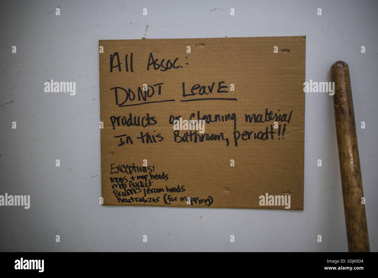 Augusta, Ga USA - 11 04 20: A cardboard cleaning sign in a restroom for ...