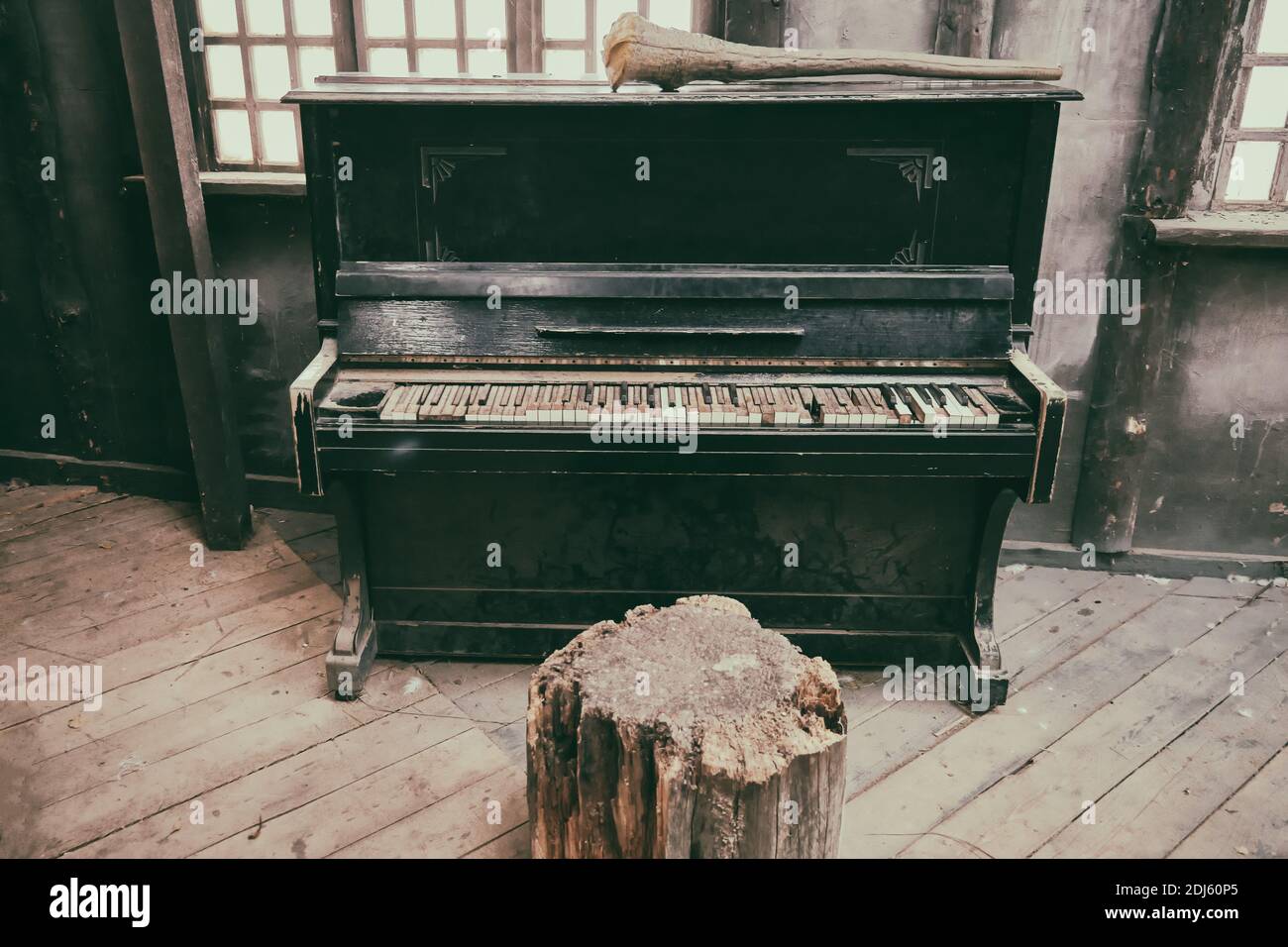 Keyboard missing key hi-res stock photography and images - Alamy