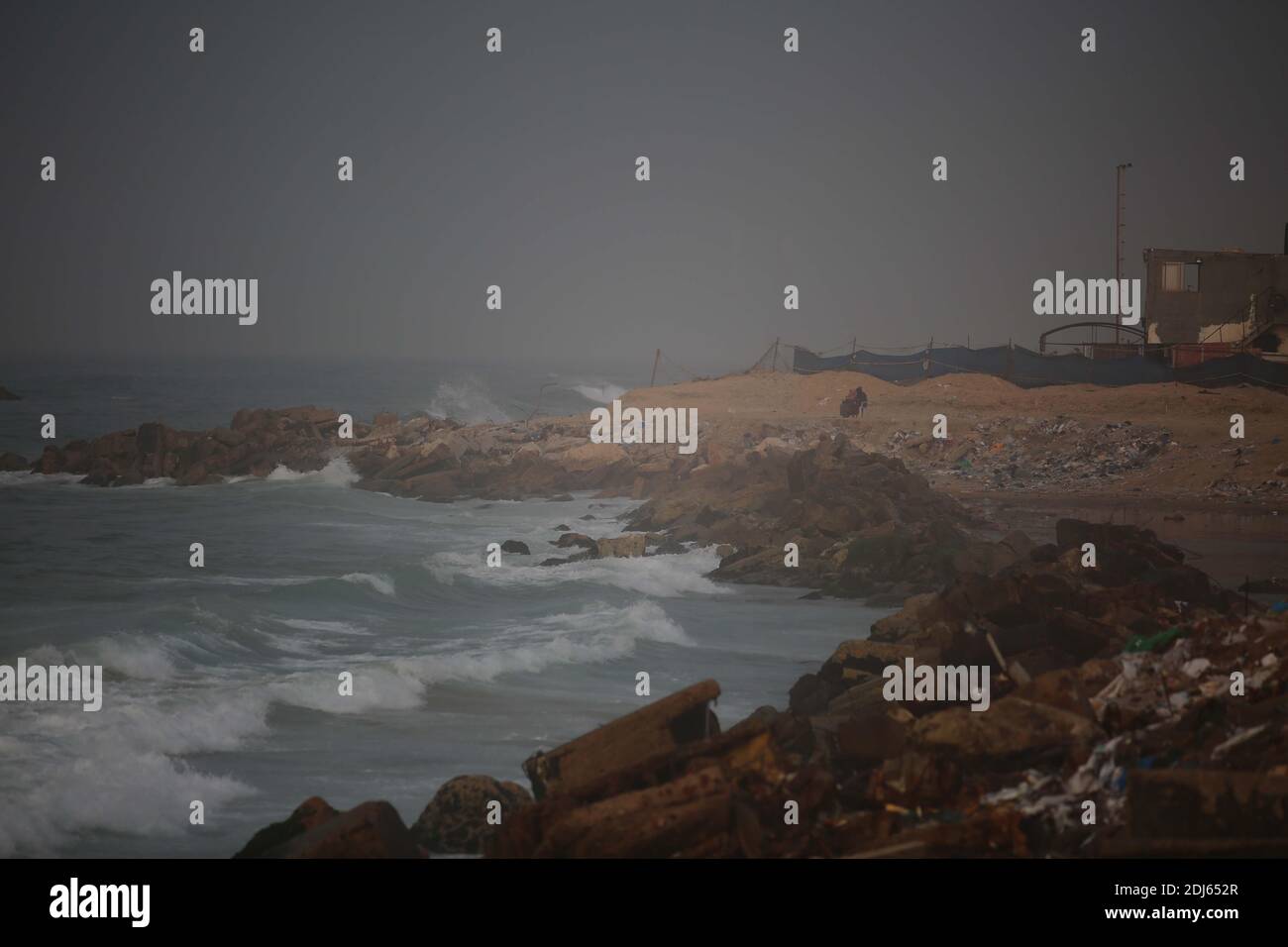 Gaza City, The Gaza Strip, Palestine. 13th Dec, 2020. Gaza city beach ...