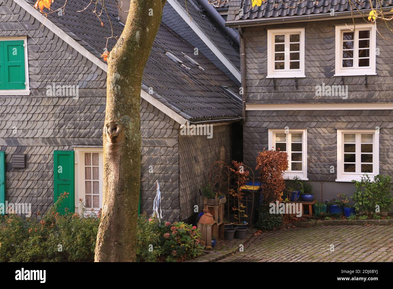 Impressionen aus der Historischen Altstadt von Gräfrath, einem ...