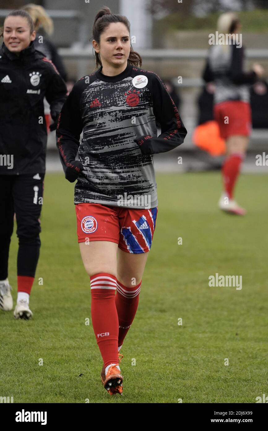 Frankfurt, Germany. 13th Dec, 2020. Sarah Zadrazil ( #25 Bayern ...
