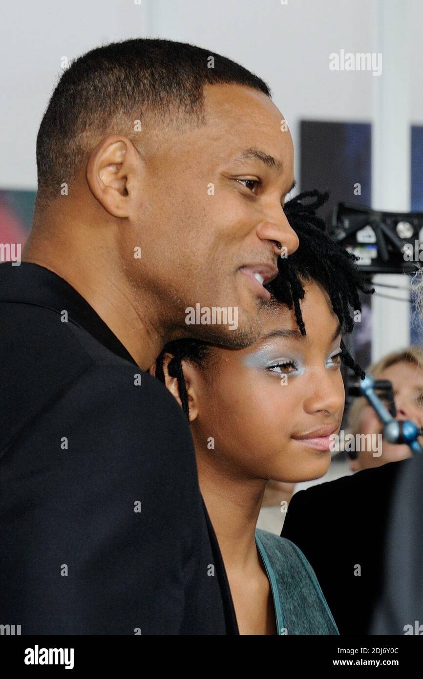 Will Smith and his daughter Willow Smith attending the Chanel Haute ...