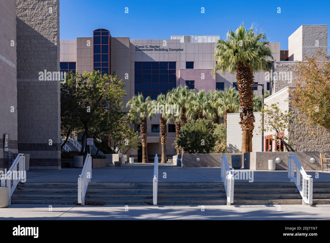Carol c harter classroom building complex hi-res stock photography and ...
