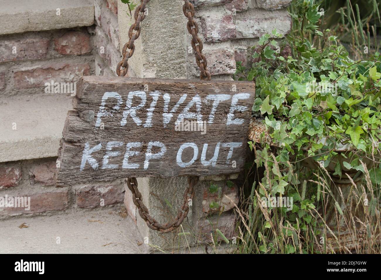 Wooden keep out sign hi-res stock photography and images - Alamy