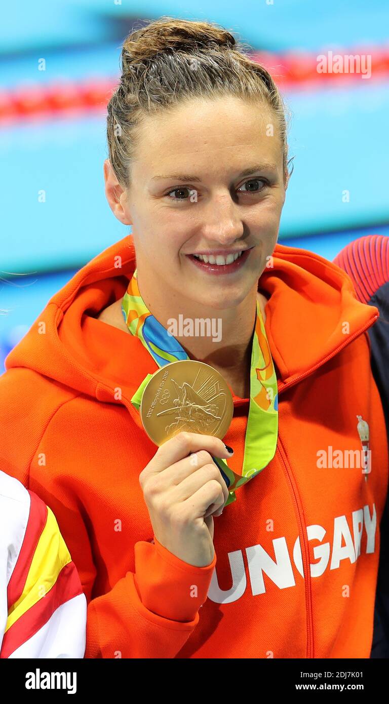 Médailles d'or olympiques hi-res stock photography and images - Alamy