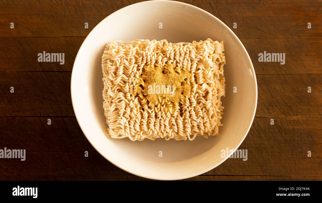 Chinese noodle soup. chinese noodles. chinese broth Stock Photo - Alamy