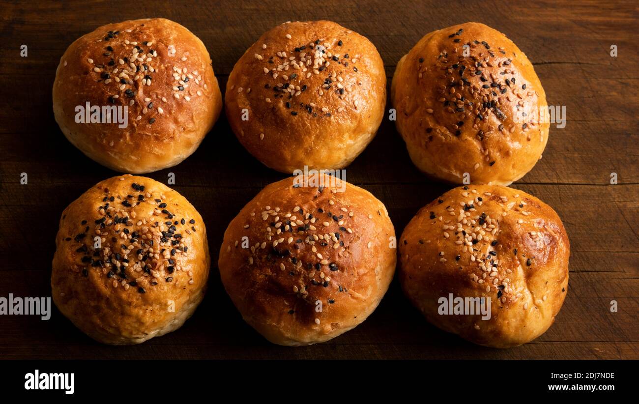 Fresh sesame bun. Crispy bread. Perfect bread for Breakfast. The bun ...