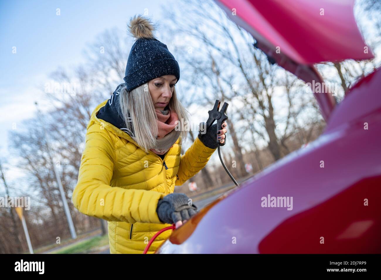 Trying to start car engine hi-res stock photography and images - Alamy