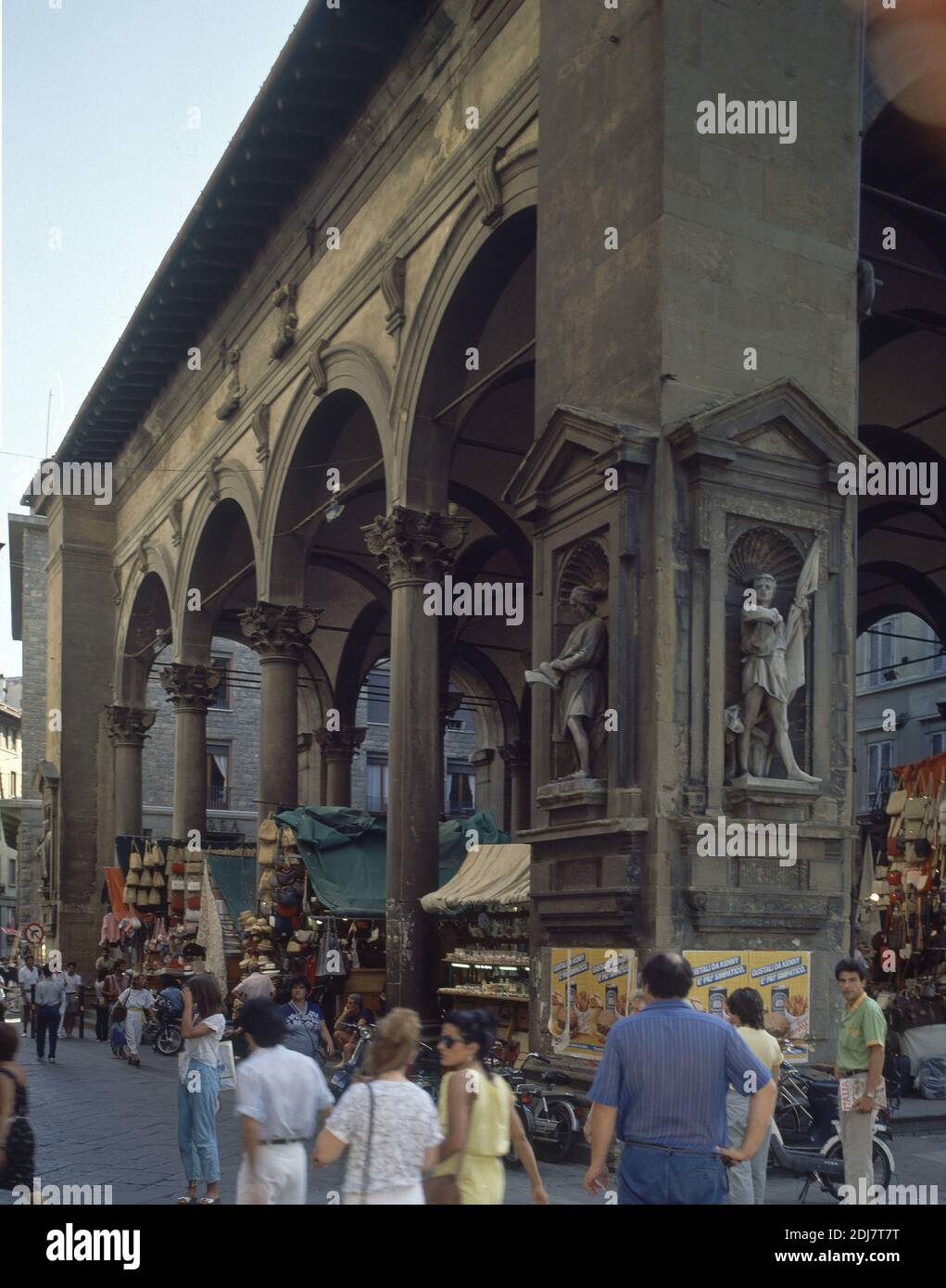 Arches arcades florence hi-res stock photography and images - Alamy