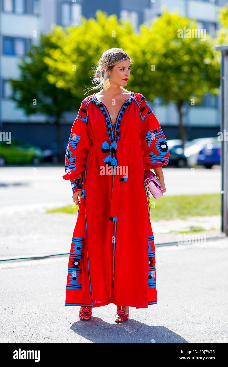 Street style, Janka Polliani arriving at Ganni Spring Summer 2017 show ...