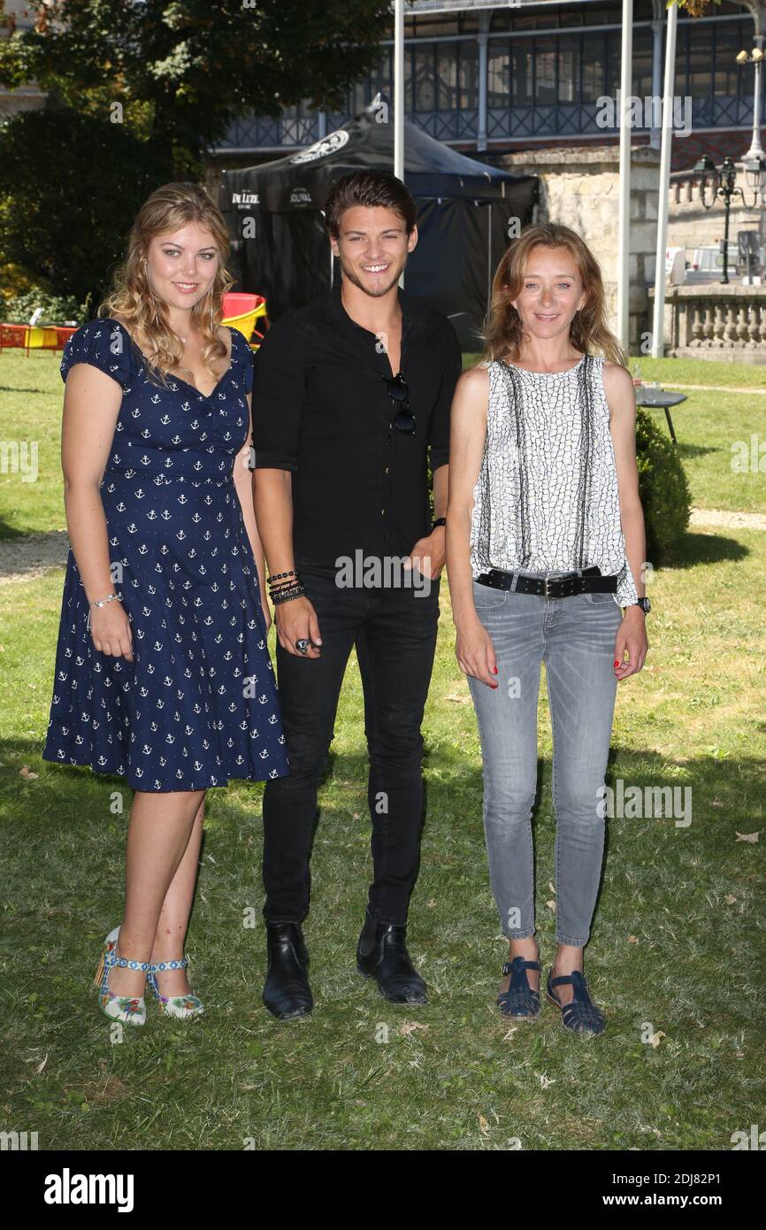 Rayane Bensetti, Heloise Martin, Sylvie Testud seen at the photocall ...