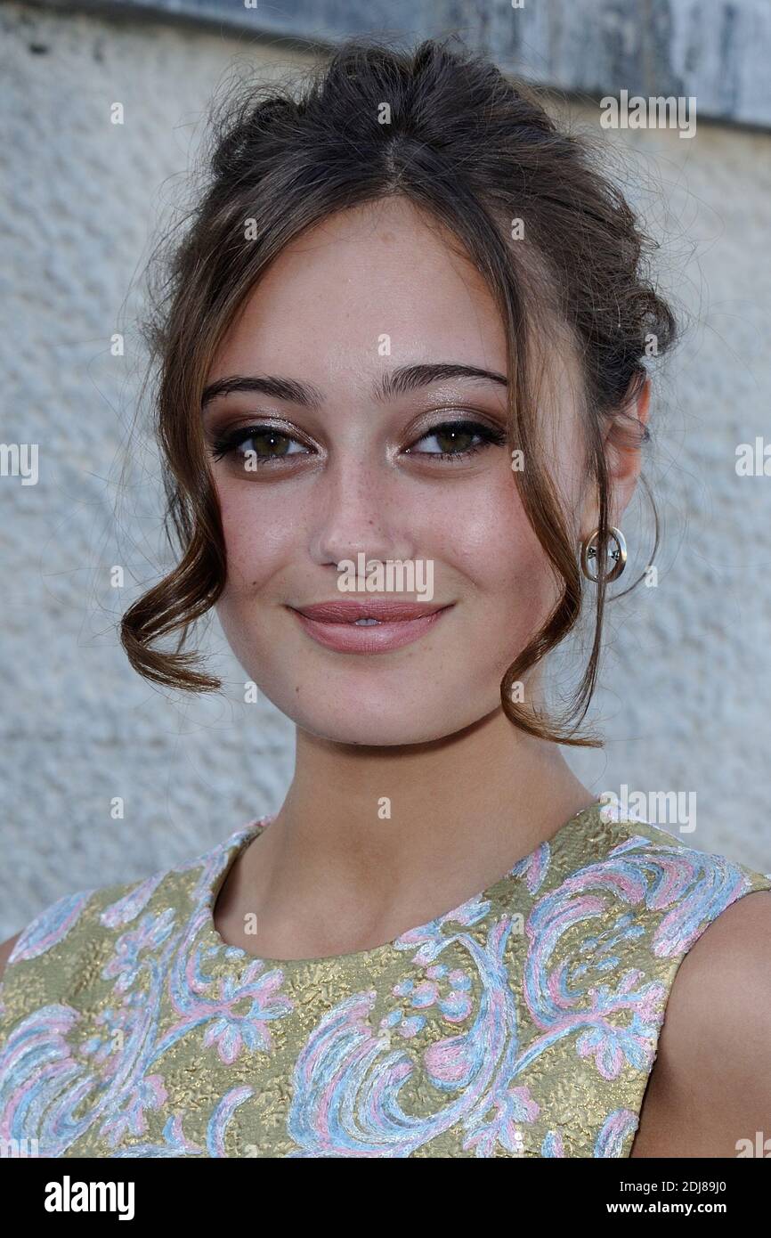 Exclusive. Ella Purnell spotted coming out from the 'Women's Tales ...
