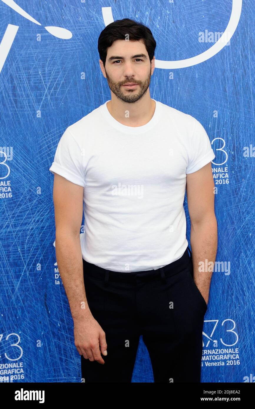Tahar Rahim attending the 'Reparer les Vivants' Photocall on the Lido ...