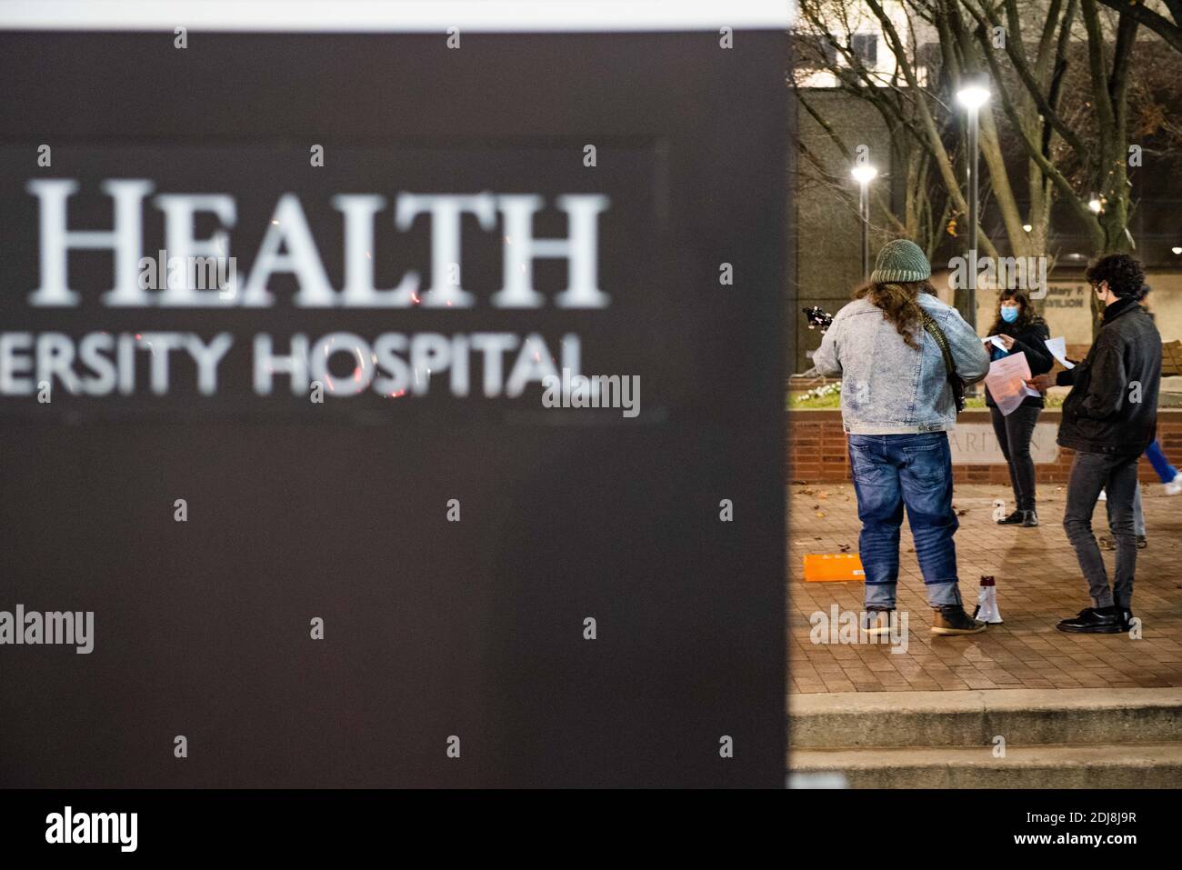 Put people first pa hi-res stock photography and images - Alamy