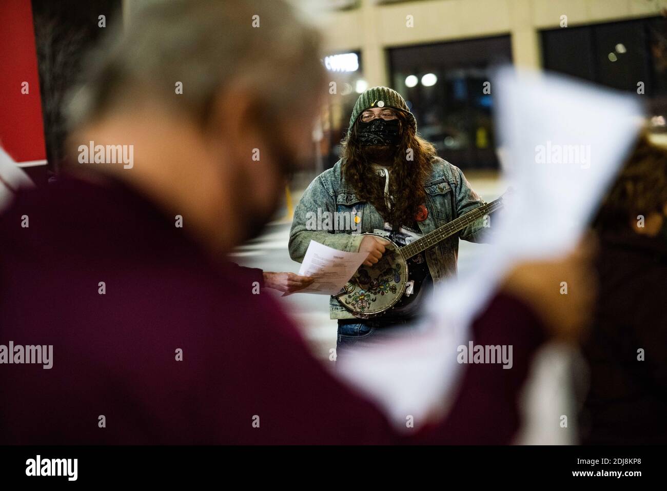 Put people first pa hi-res stock photography and images - Alamy