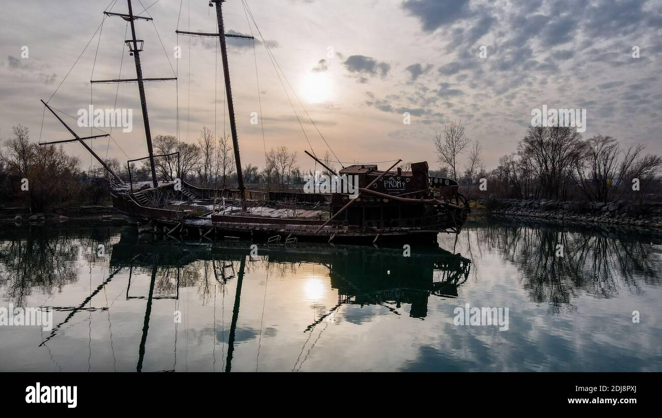 Dec 11th 2020. Lincoln Ontario Canada, La Grande Hermine @Jordan ...