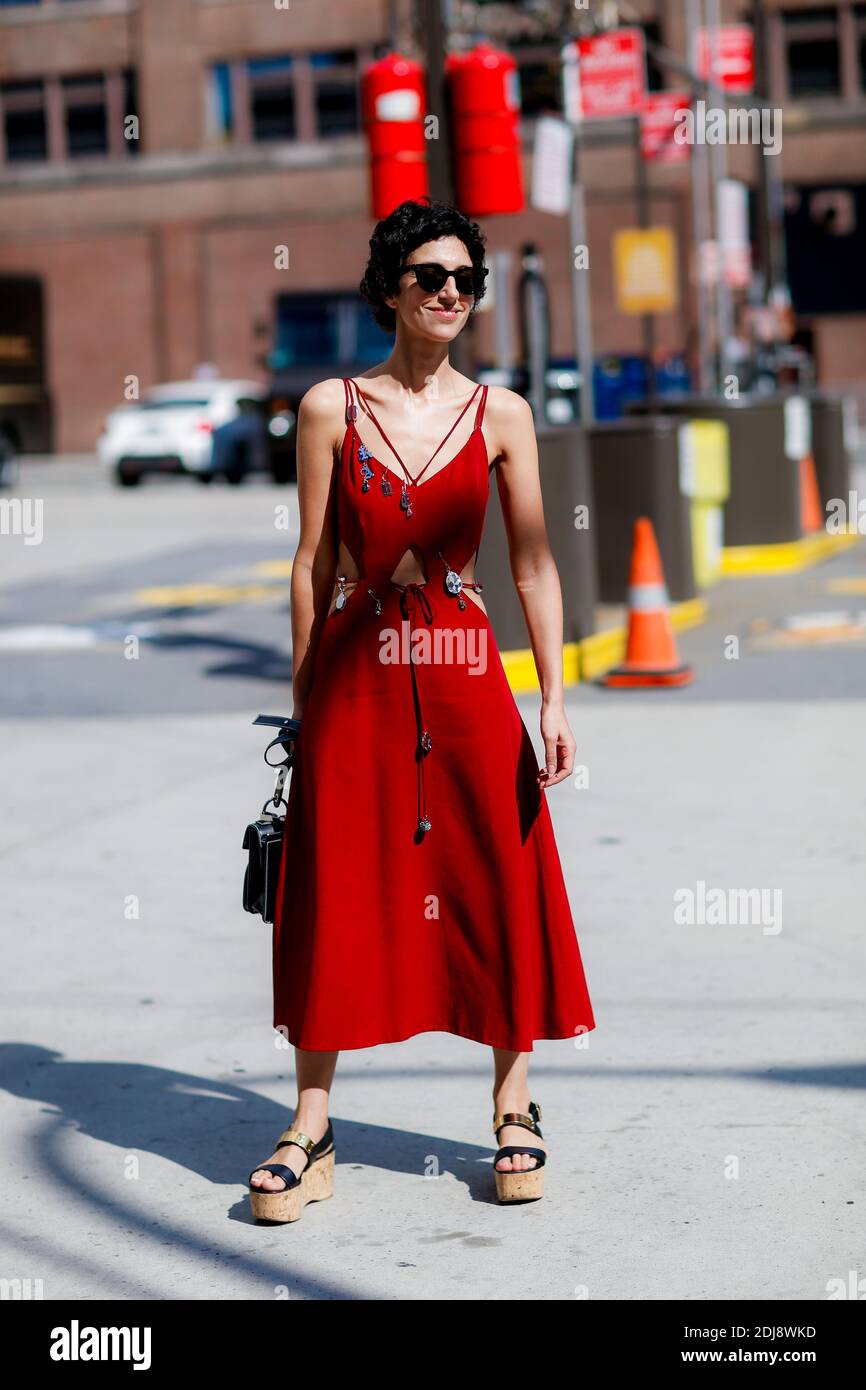 Street style, Yasmin Sewell arriving at 3.1 Phillip Lim Spring Summer ...