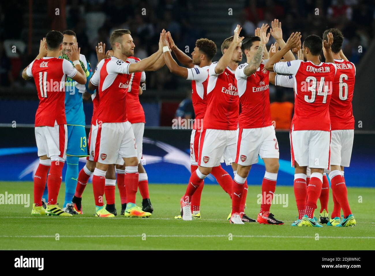 Arsenal vs parís st germain hi-res stock photography and images - Alamy