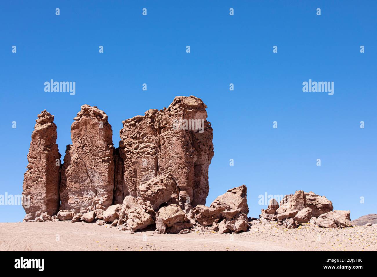 Stone formations at Salar de Tara y Aguas Calientes I, Los Flamencos ...