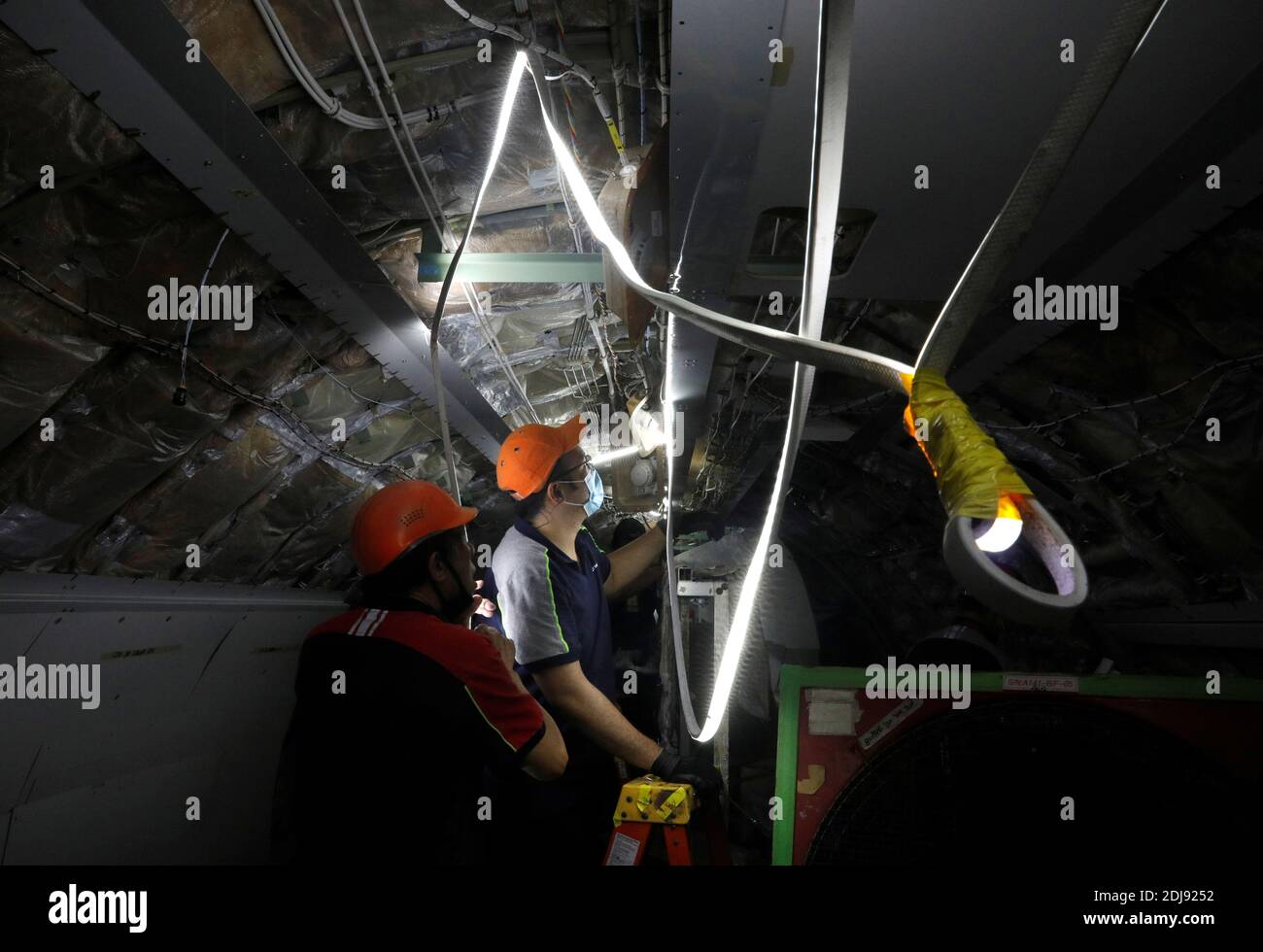 Airbus a321 interior hi-res stock photography and images - Alamy