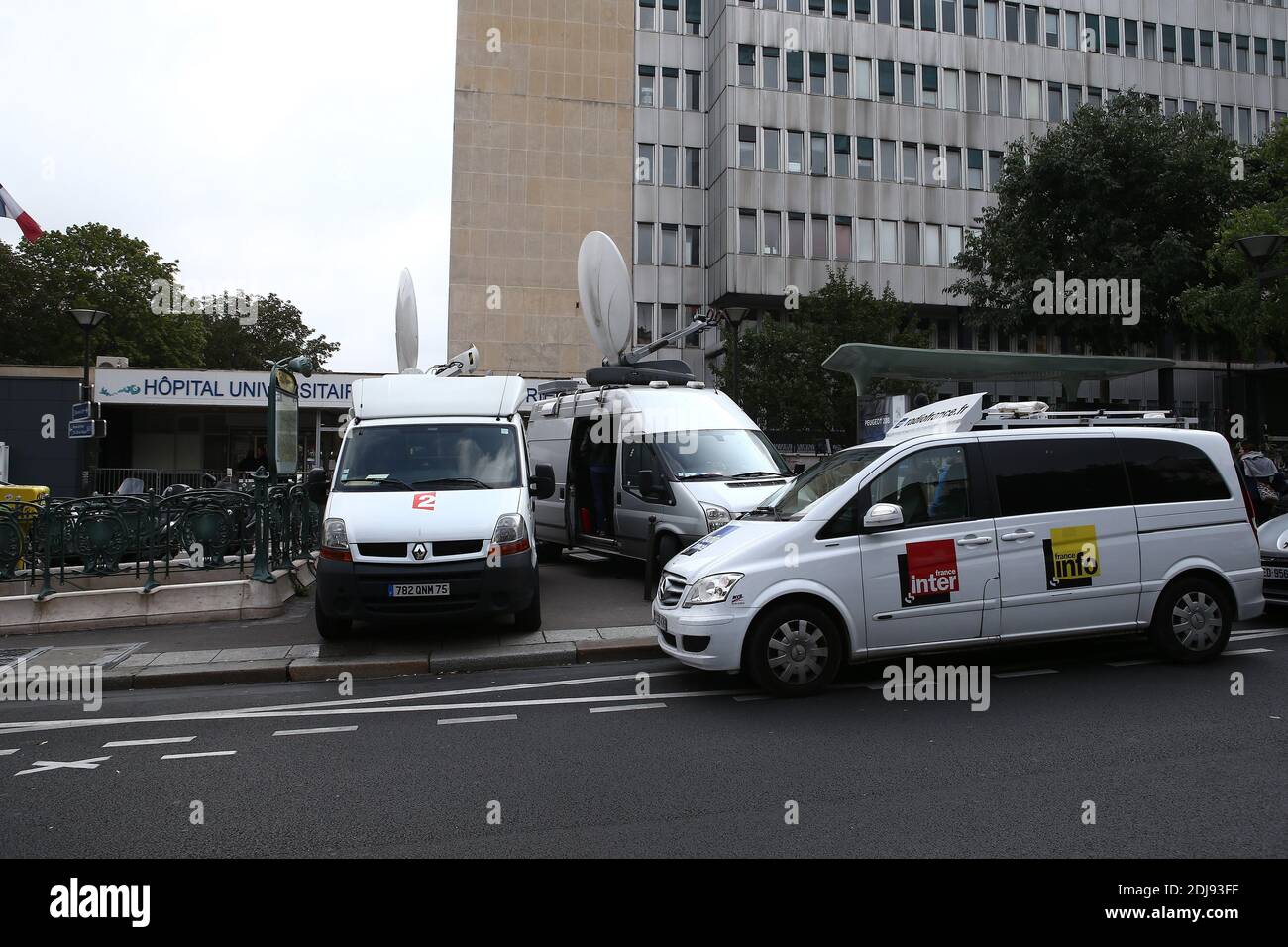 Hopital pitie salpetriere hi-res stock photography and images - Alamy