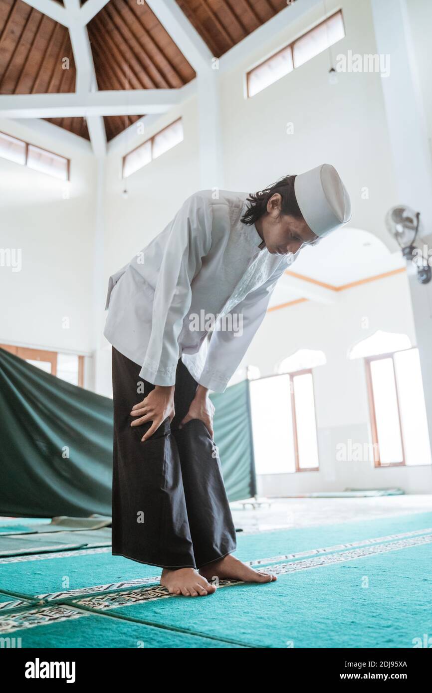 Man muslim doing prayer in the mosque Stock Photo - Alamy