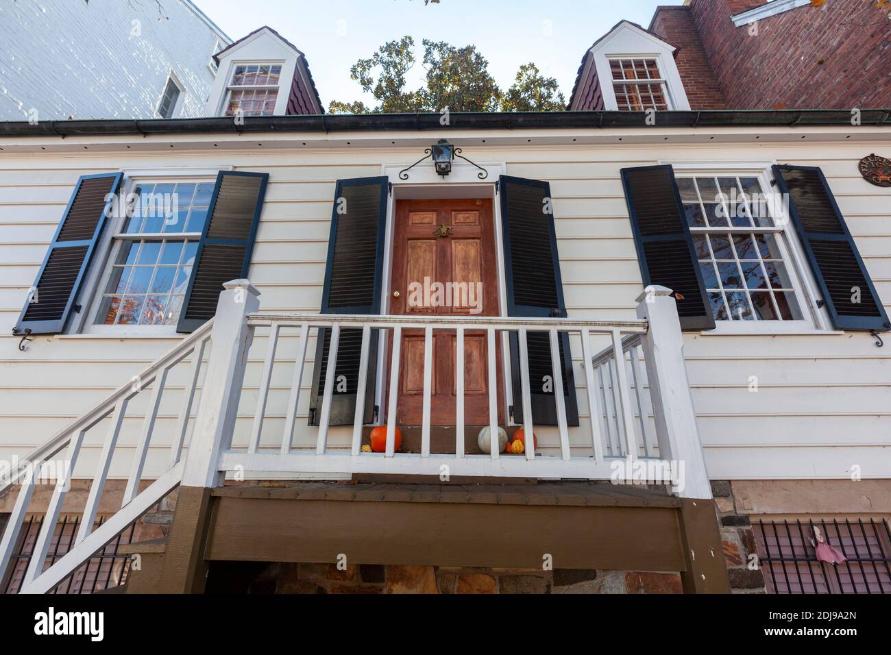 18th century colonial house america hi-res stock photography and images ...