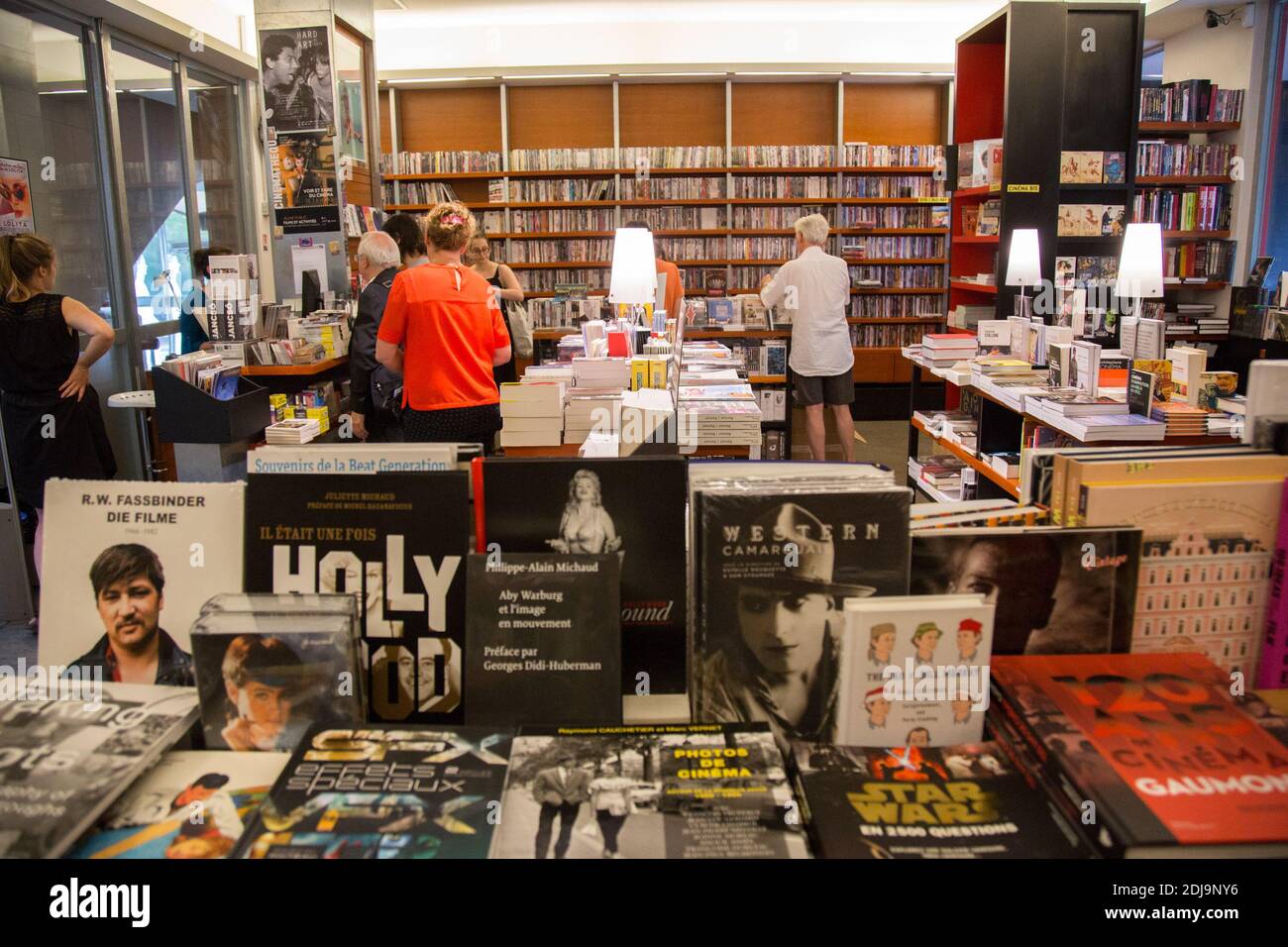 Cinematheque francaise hi-res stock photography and images - Alamy